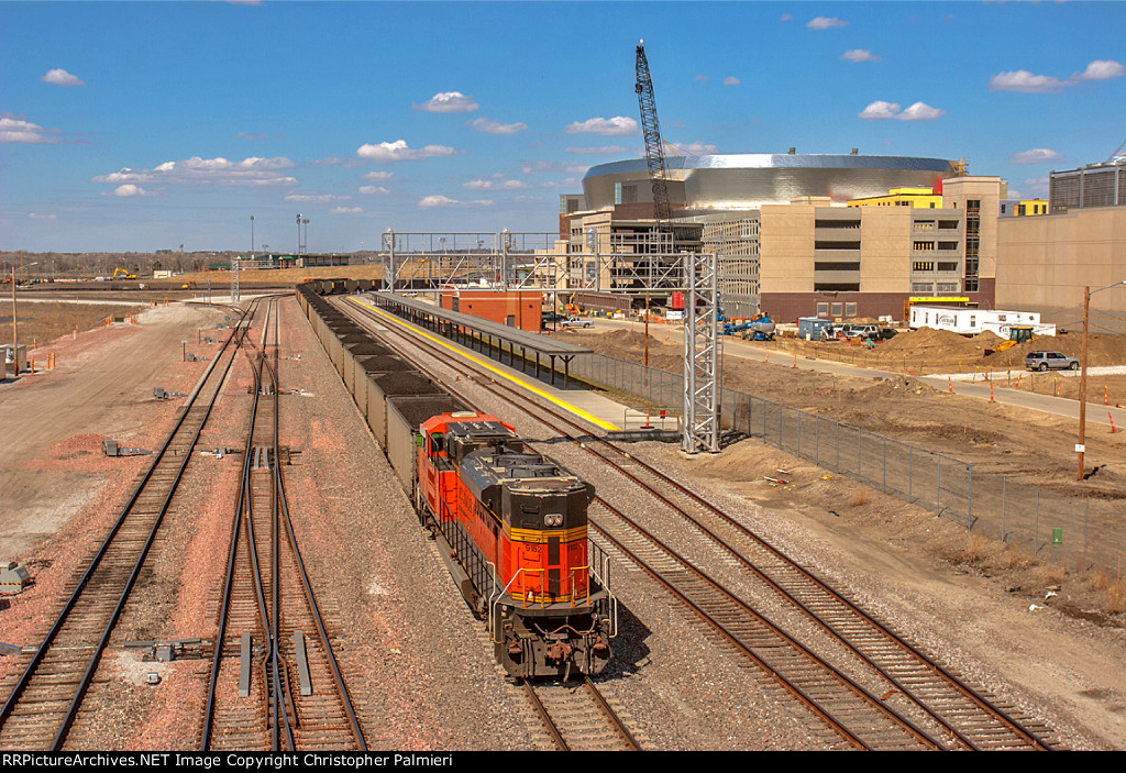 BNSF 9182 - Rear DPU on C-ETMCXC0-05
